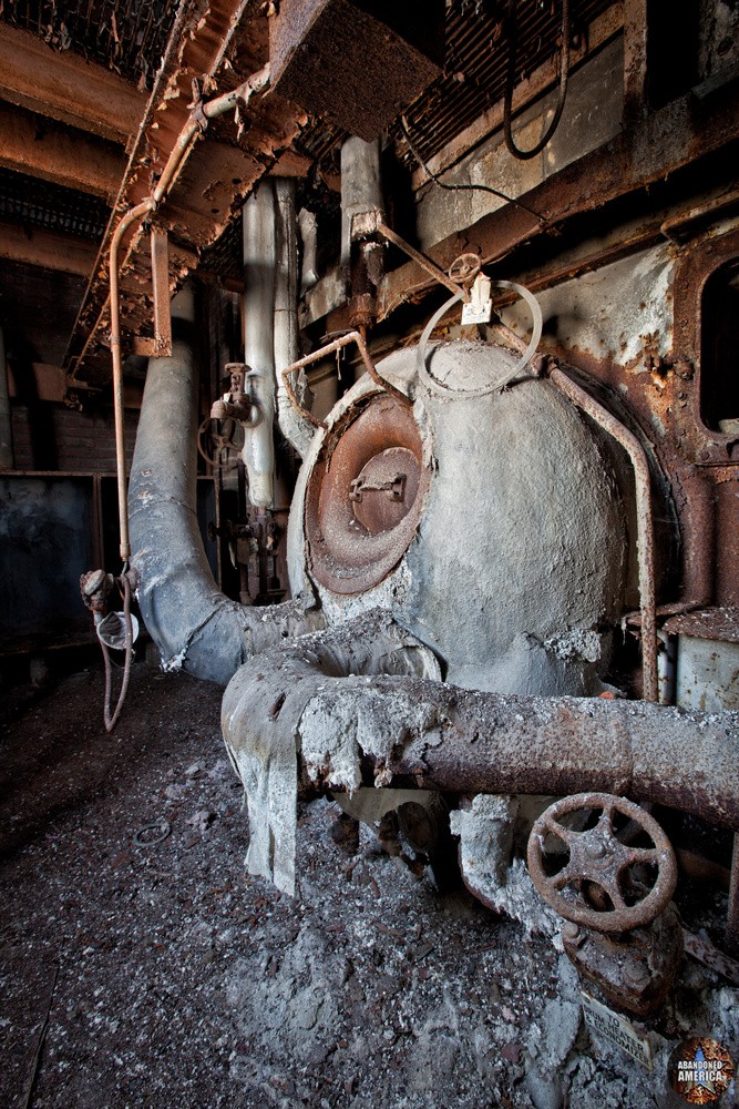 Willow Street Steam Generation Plant photo - Abandoned America
