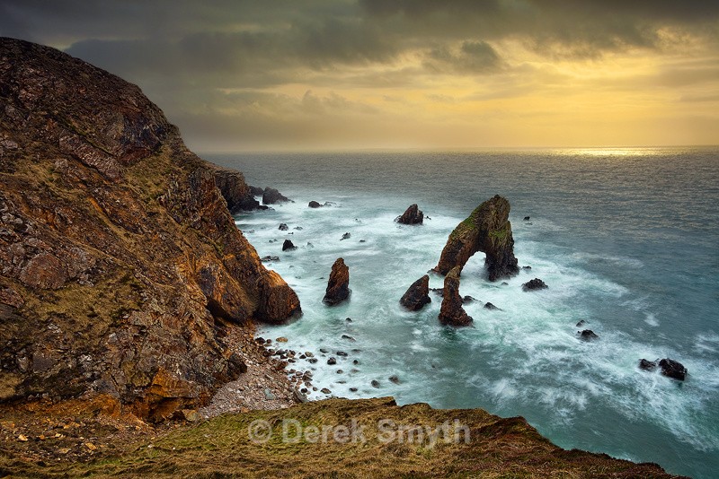 Irish Sea Stacks and Sea Arches - Breeches Sea Arch at Crohy Head