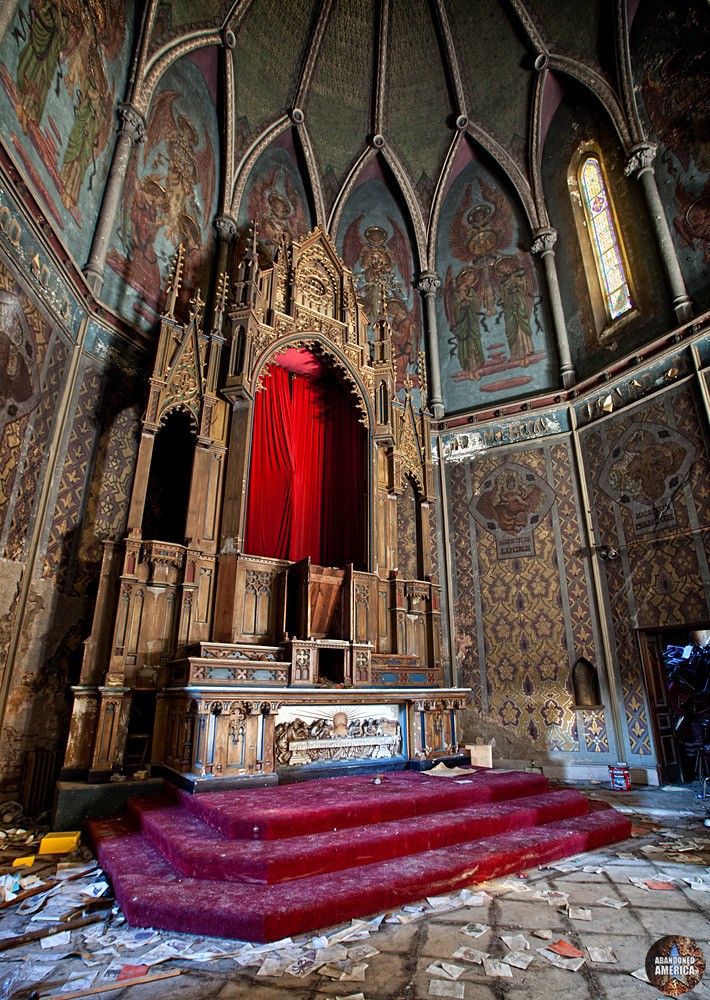 Abandoned Churches photo - Abandoned America