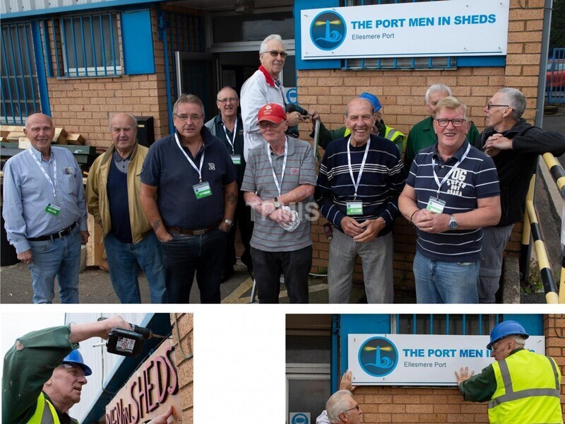 Archive Photos photo - The Port Men in Sheds