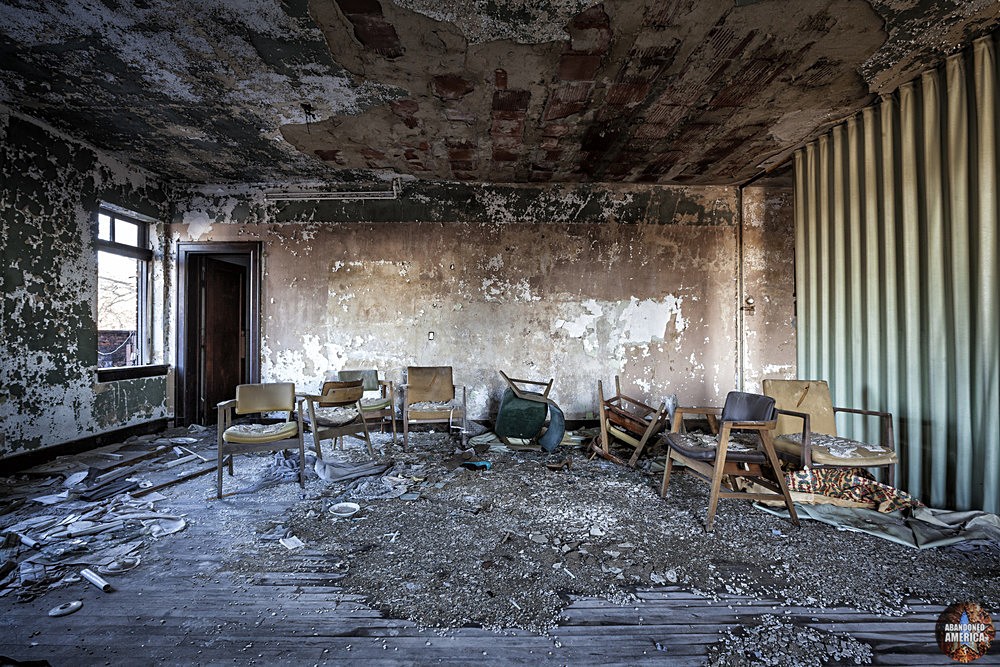 Newburgh Masonic Temple (Cleveland, OH) | Chairs in Disarray