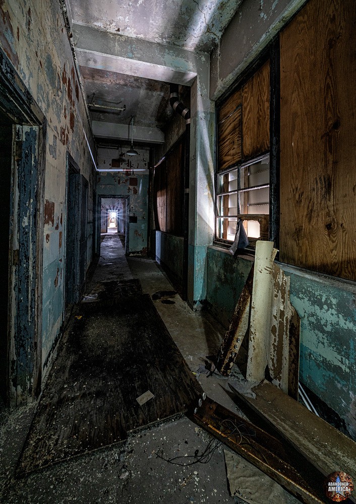 The Mustin Field Seaplane Hangar photo - Abandoned America
