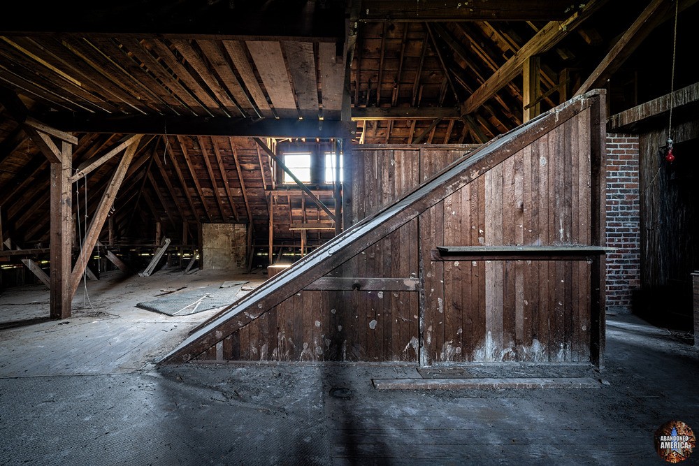 Dunnington Mansion photo - Abandoned America