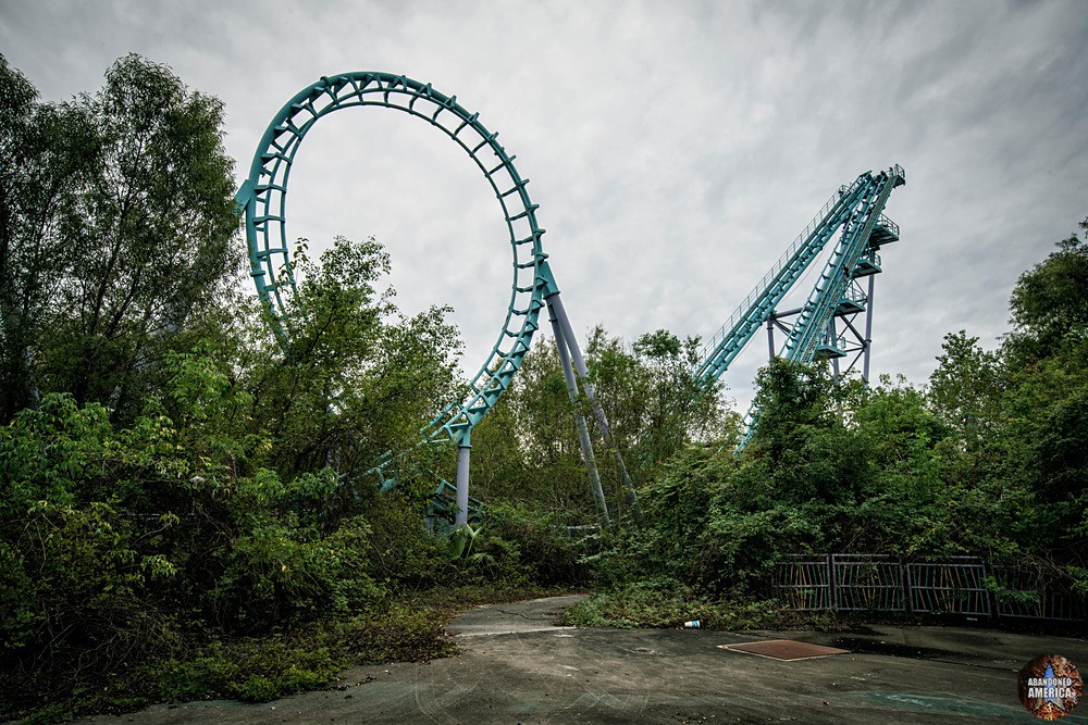 Abandoned Six Flags (New Orleans, LA) | Distant Zydeco Scream