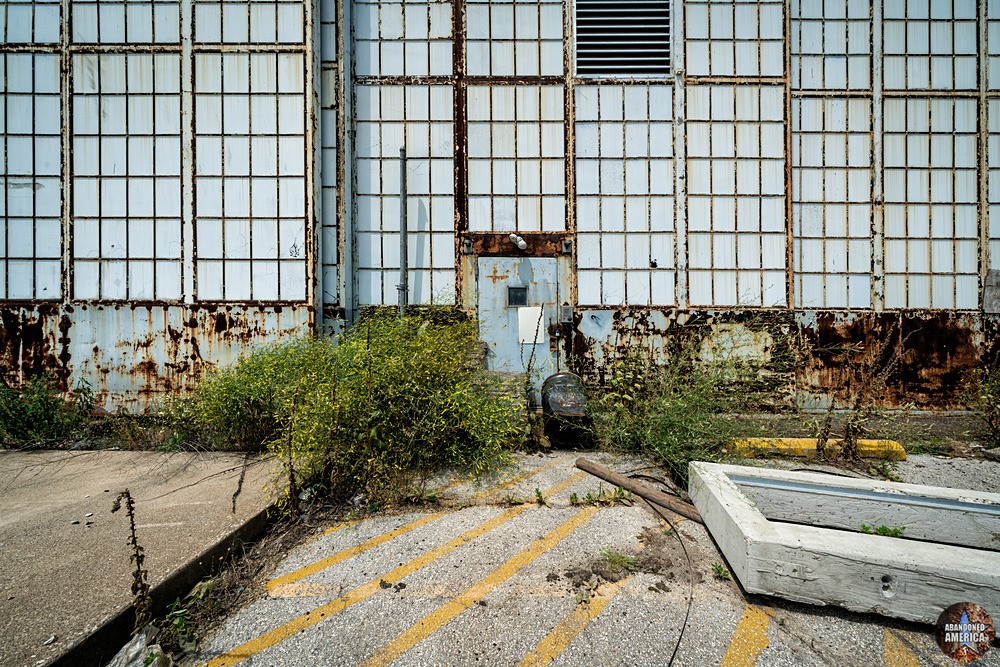 The Mustin Field Seaplane Hangar photo - Abandoned America