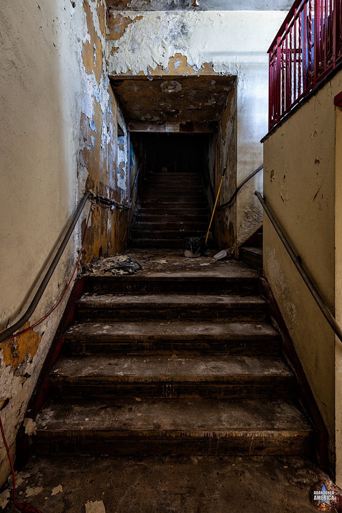 Coyle Theatre photo - Abandoned America