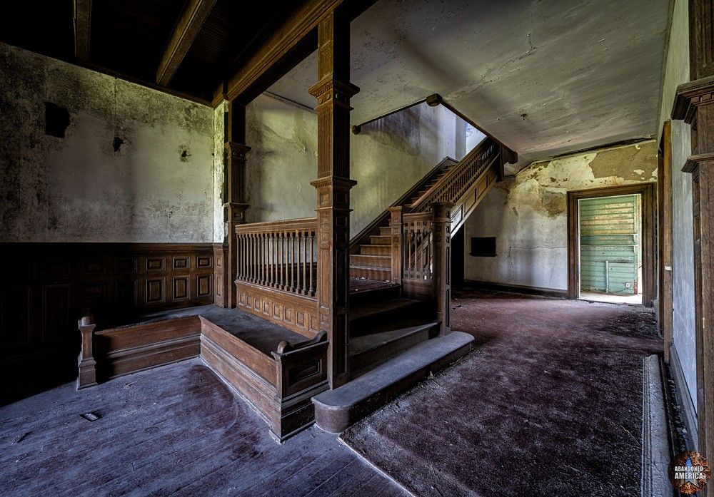 Dunnington Mansion photo - Abandoned America