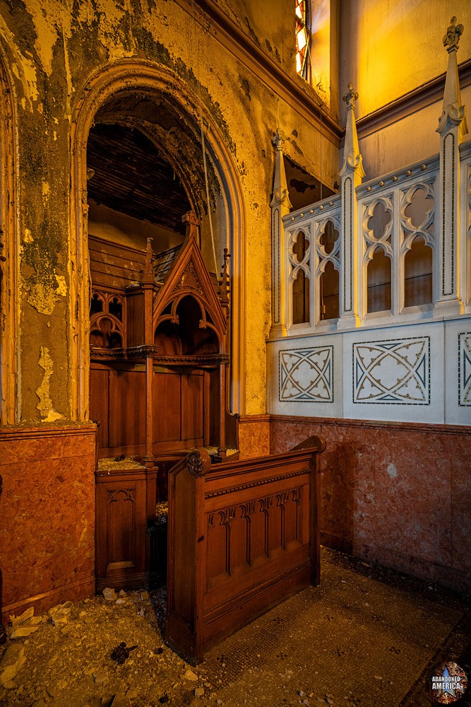 Abandoned Churches photo - Abandoned America