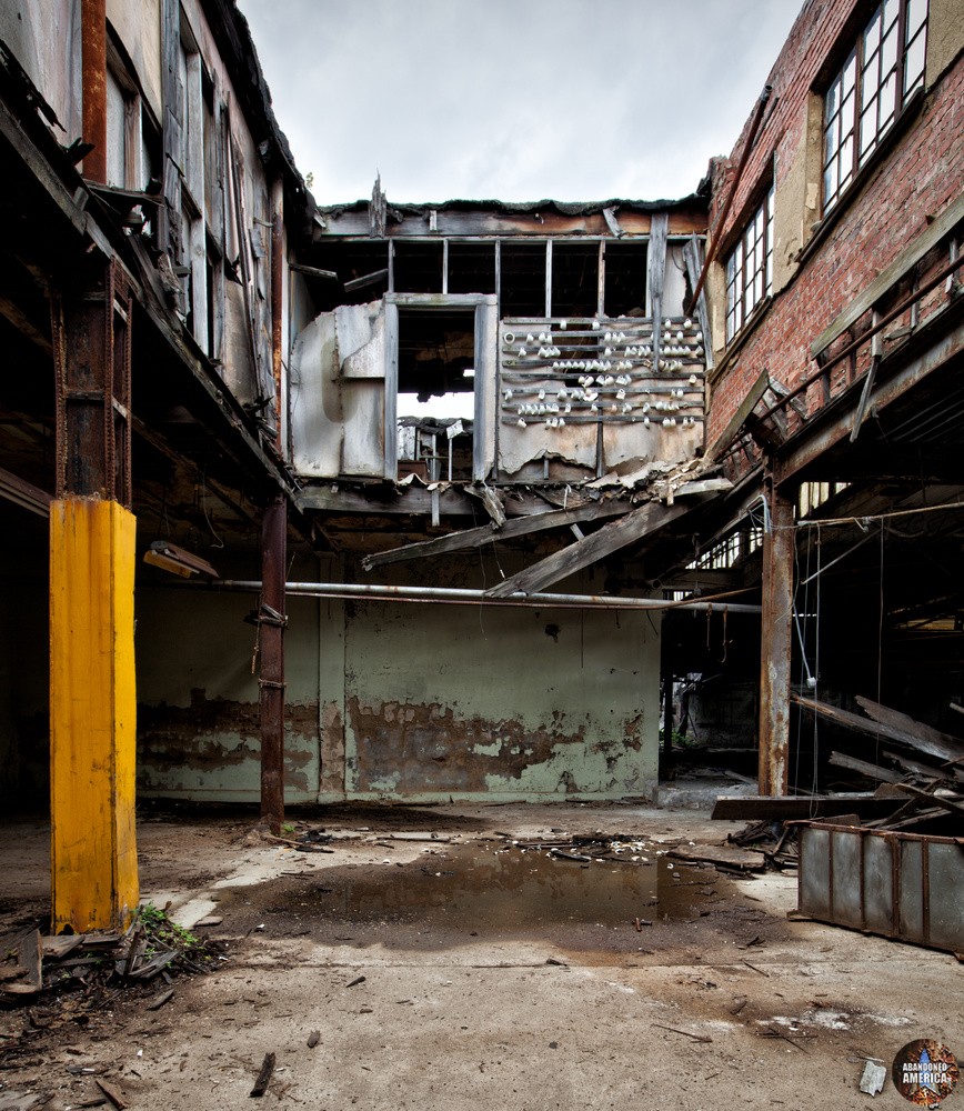 the mystery of the missing room