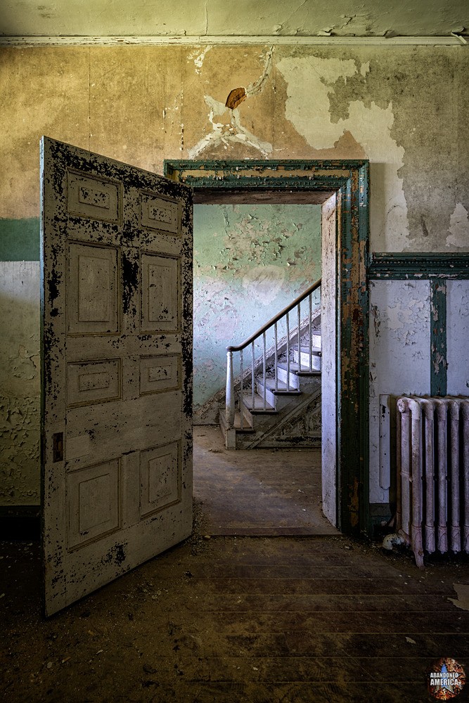 Dunnington Mansion photo - Abandoned America
