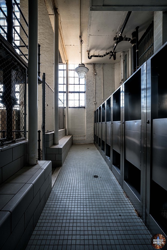Western State Penitentiary (Pittsburgh, PA) | D Unit Showers