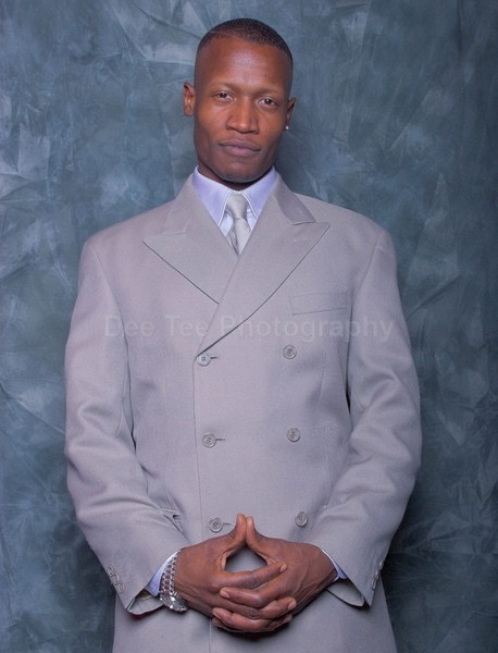 PORTRAITS photo - David Toney